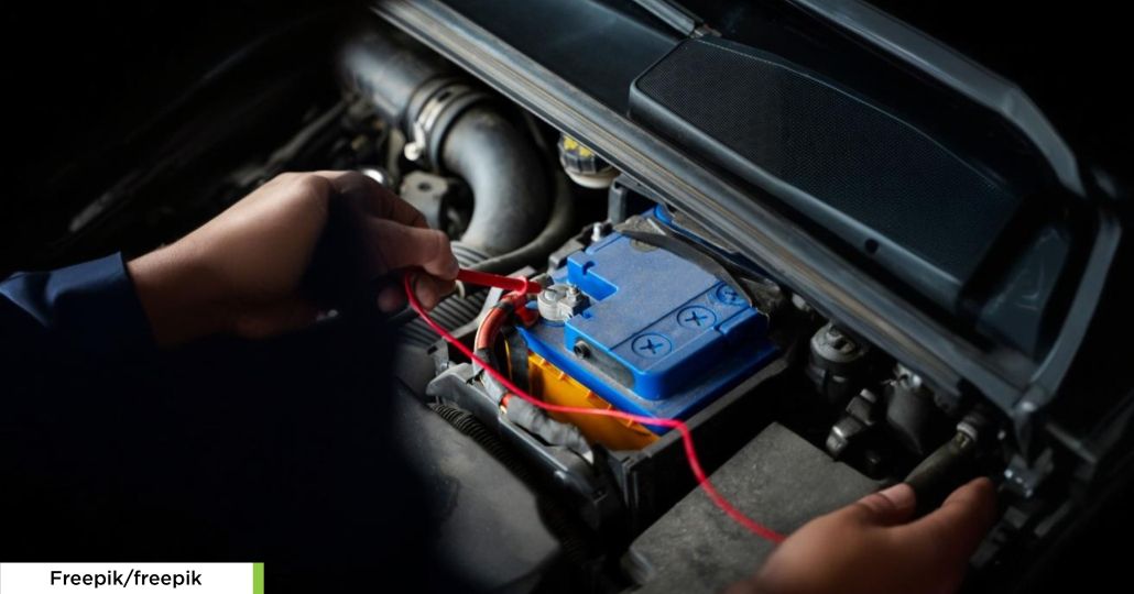 7 Cara Cek Aki Mobil Bekas Masih Bagus dan Tidak Aus